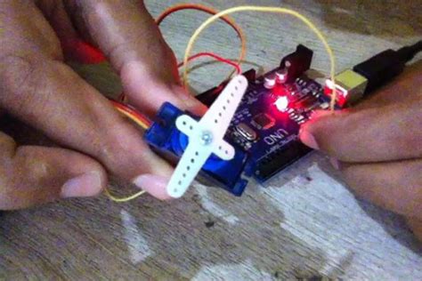 Cara Mentenagai Arduino Dengan Panel Surya Arduino Ciihuy Cara Mentenagai Arduino Dengan Panel Surya Arduino Ciihuy