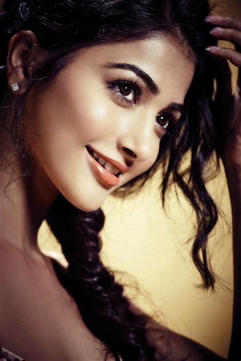 Hot Stunning Pictures Of Pooja Hegde Pooja Hegde Sexy Photos