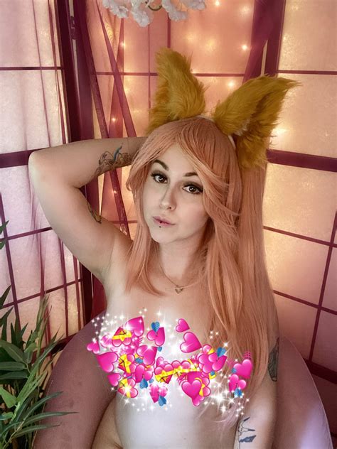 Tamamo No Mae Topless
