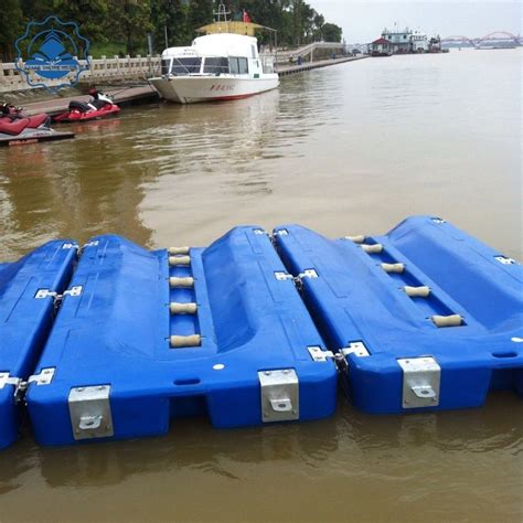 Floating Cube Jet Ski Floating Dock China Pontoon Boat Lift And Plastic Dock