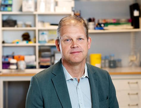 Joakim Larsson Får Pris För Forskningskommunikation Läkemedelsvärlden