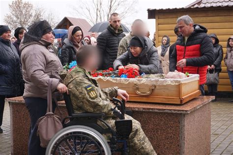 В останню путь провели військового з Гайворонської громади Читайте на Ukr Net