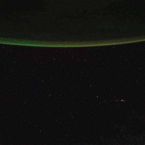 Nasa Astronaut Asks Can You Spot The Big Dipper From The Iss Cnet