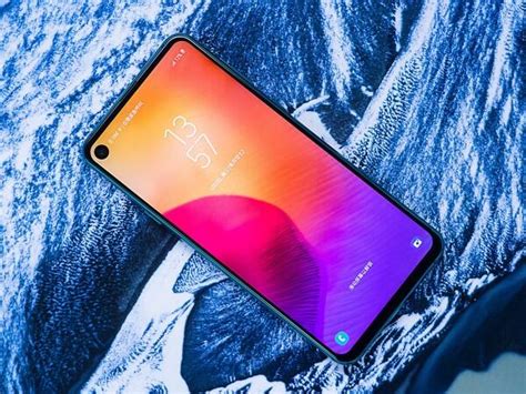 从刘海屏到挖孔屏 全面屏手机发展史你知道多少? 哔哩哔哩 从刘海屏到挖孔屏 全面屏手机发展史你知道多少? 哔哩哔哩