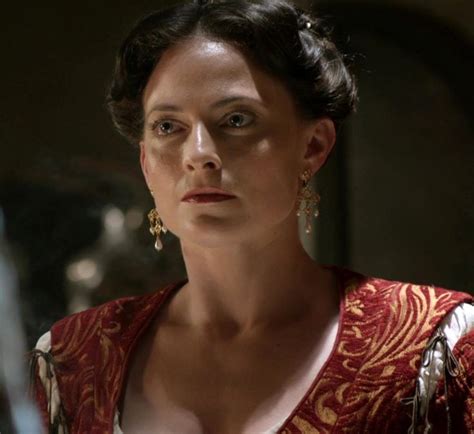Lara Pulver Da Vincis Deamhain Da Vincis Demons Featurette With Lara