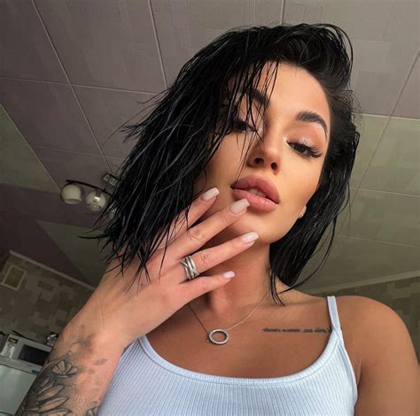 Mfaina Bio Age Height Wiki Models Biography