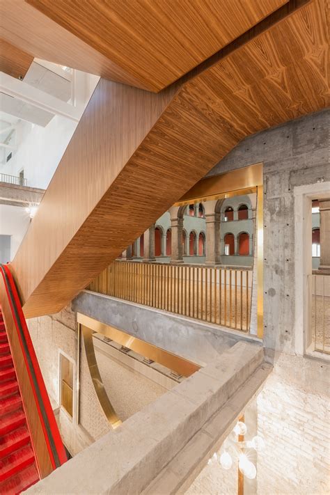 Venezia Tra Lusso E Polemiche Ecco Il Fondaco Griffato OMA Giornale Dell Architettura