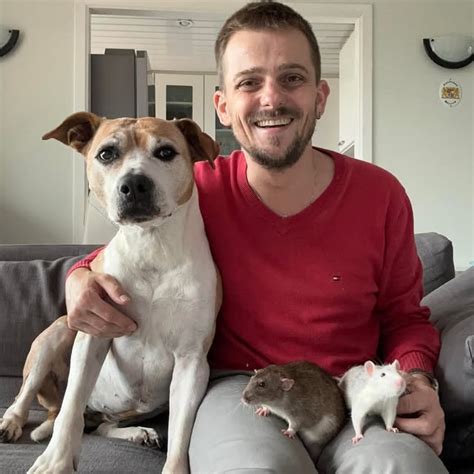 Damien Der Belgier Damien Bxl • Threads Say More