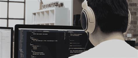 Full Stack Developers Vs Specialized Developers Whom Should You Hire