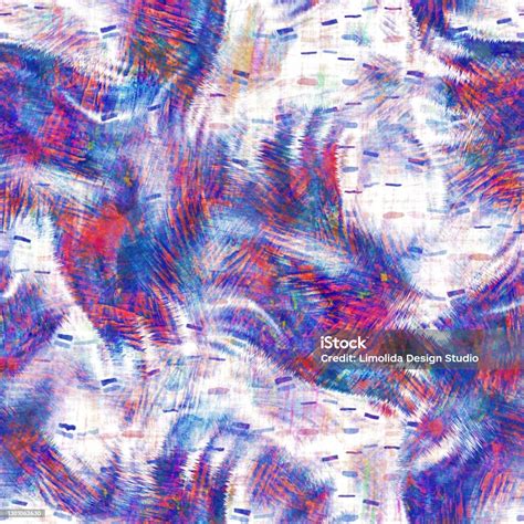매끄러운 여름 보헤미안은 프린트를 씻어냈다 그런지 라이트 수채화 콜라주 텍스처 배경 비치 웨어 패턴 섬유 원단 페인티 핑크 블루 파스텔 블러 는 모든 인쇄를 통해 결함을