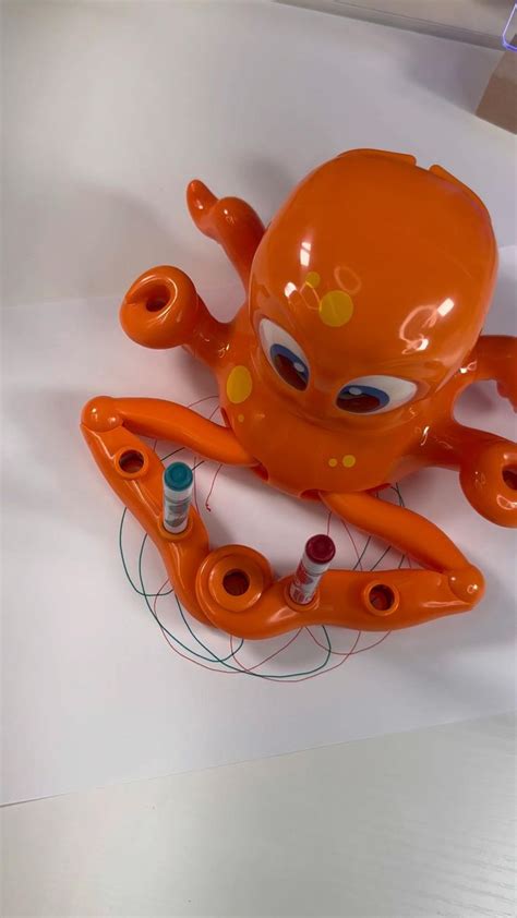 Crayola Spin N Swirl Oscar Octopus In 2023 Hello Kitty Birthday Party Hello Kitty