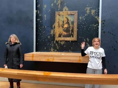 Ακτιβίστριες περιέλουσαν με σούπα την Τζοκόντα βίντεο Proson