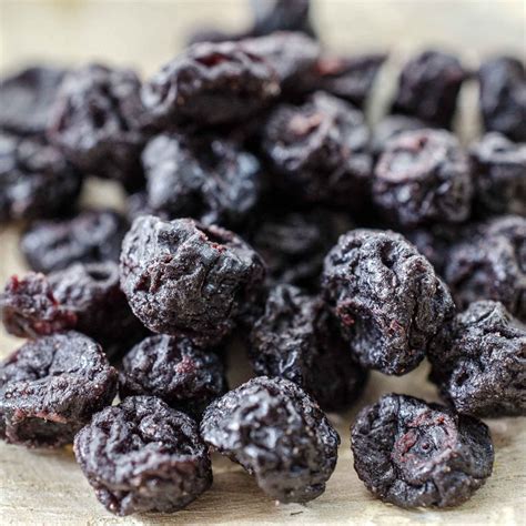 Dried Blueberries Purchase Benefits Uses Recipes