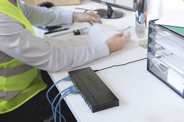 Netgear Port Poe Poe Gigabit Ethernet Unmanaged Switch Gs Pp