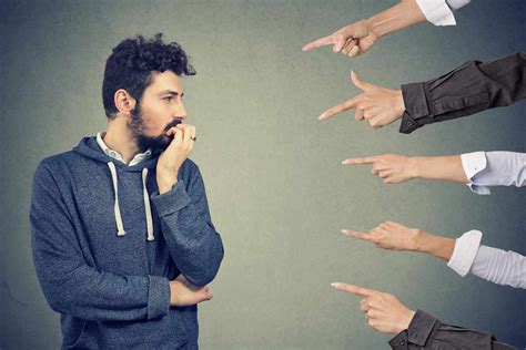 Understanding Constructive Criticism And Destructive Criticism Urbaki Mind