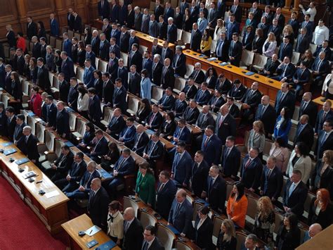 Ето кои са законопроектите които ГЕРБ СДС и ПП ДБ ще предложат на парламента Информационна