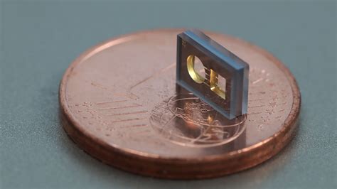 towards a portable and robust optically pumped magnetometer for