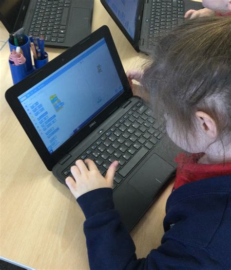 2d Shape Creation With Scratch Roman Road Primary School