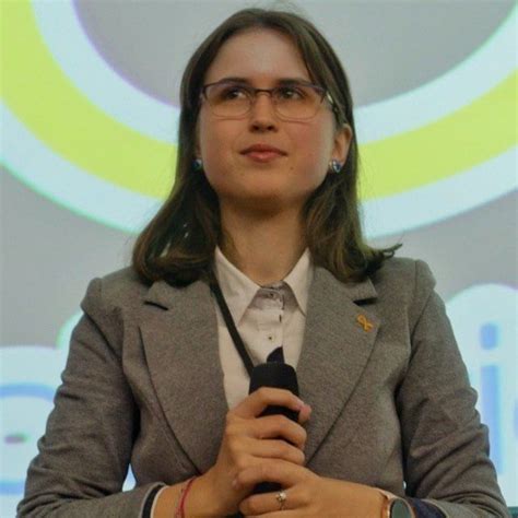 Luiza Luiza Chenti Threads Say More