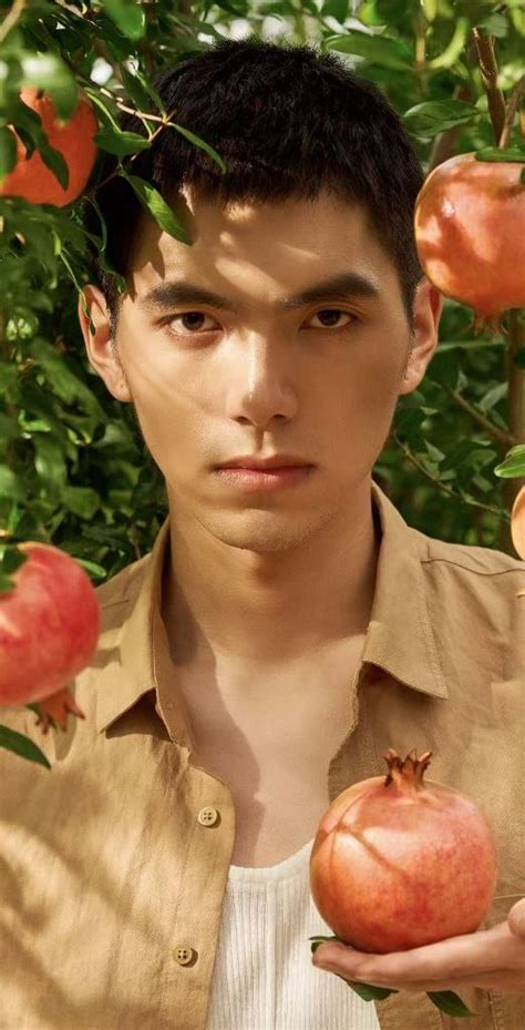 Cy Quest Artists And Models