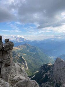 Rifugio Lagazuoi Guide To The Best Hut In The Dolomites Routinely