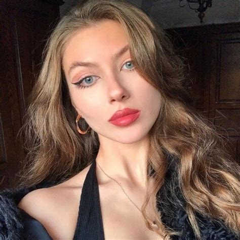 Kan Çiçekleri Dizisi Oyuncu Kadrosu Konusu Kanal7