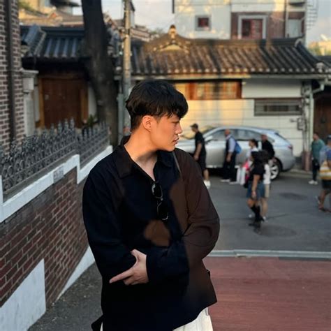 R U S L A N Huy On Threads