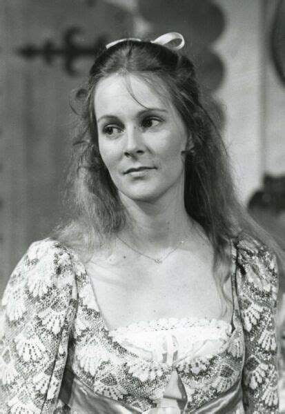 Épinglé Par Ola La Sur Gerard Philippe Actrice Gerard Philipe Oublie Moi