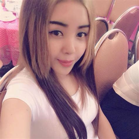 អាស៊្រាងស្រលាញ់ ពុកម៉ែ