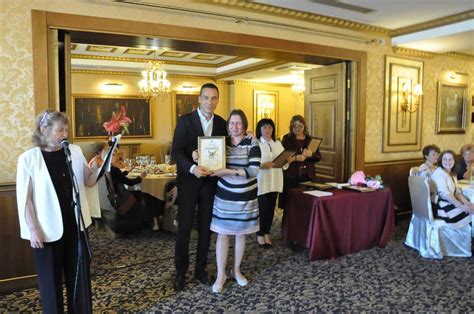 Наградиха изявените учители на Бургас