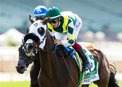 Circle Of Trust Surges To Victory In Honeymoon Stakes