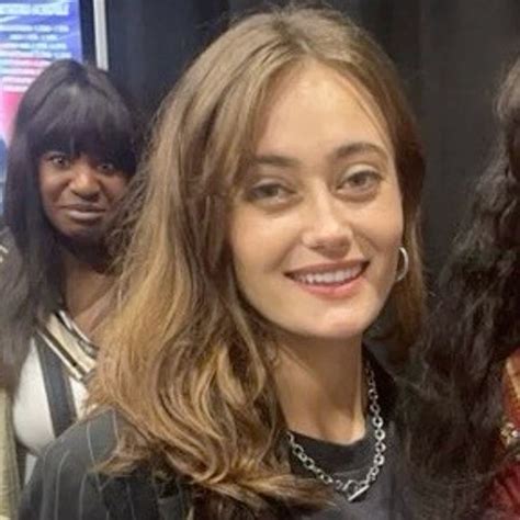 Ella Purnell X Comic Con In 2025 Celebrity Crush Celebrities Actors