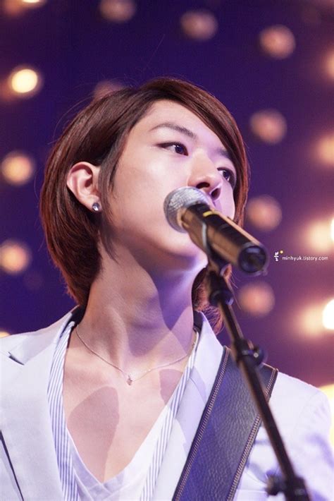 여자도 하기 힘든 단발머리 한 남자스타들 네모판