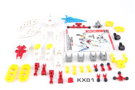 Packaged Not Sealed Transformers® Construct Bots Basic Class