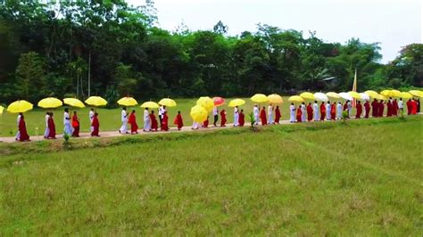මිල්ලවිටිය ශ්‍රී විද්‍යාවර්ධන පිරිවෙන් විහාරස්ථානයේ පැවැති උතුම් පිණ්ඩපාත චාරිකාව Youtube