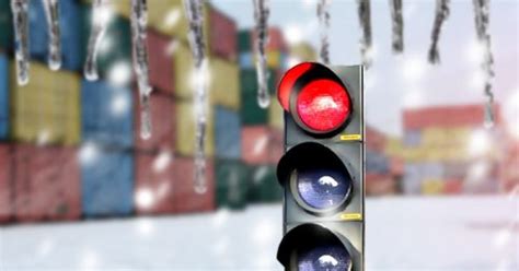 사설 세계경제 침체 경고에도 위기의식 없는 정부와 정치권