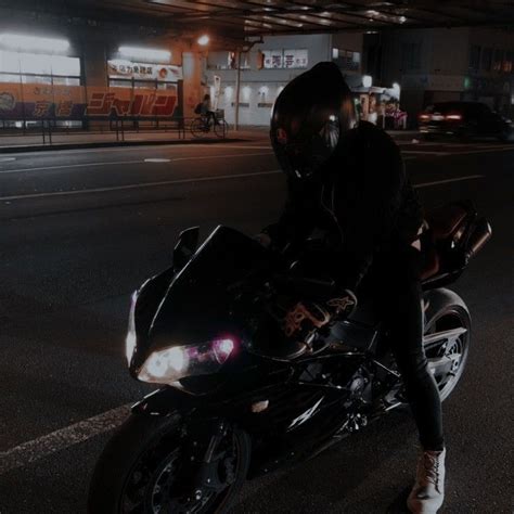 Pin By Kode On Utopia Motorcycle Aesthetic Motorcycle Girl Biker