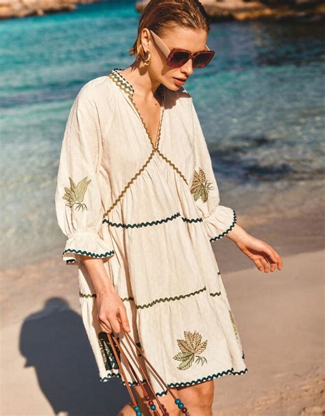 Lila Leaf Embroidered Dress Ivory