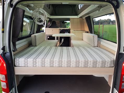 2016 Toyota Hiace Hitop Campervan 2 Berth 46 000 Artofit