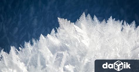 Рязко застудяване и сняг до края на деня