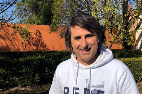 Música Padre Vitor Silva Apresenta Novo Trabalho Discográfico Cvídeo