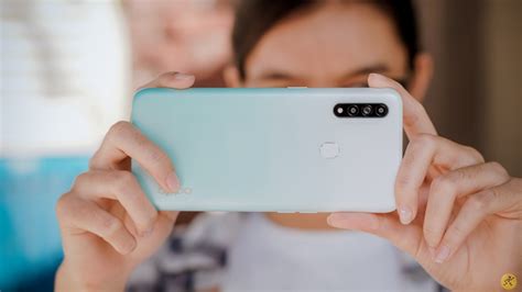 Trên tay OPPO A31 OPPO toan tính gì với chiếc smartphone này