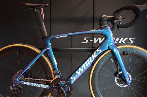 2018년 스페셜라이즈드 에스웍스 벤지 바이아스 Di2 디스크 카멜레온 네이버 블로그