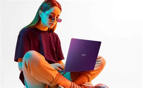 Rekomendasi Laptop Tipis Ringan Dan Baterai Awet Sampai Jam