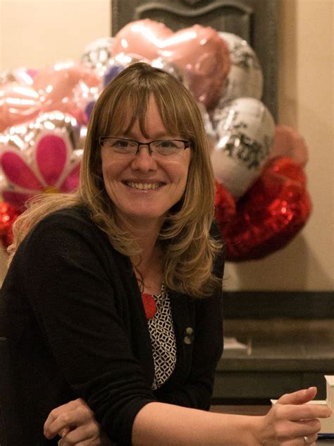 Анджела Родел представи в Чикаго англоезичното издание на “Хайка за