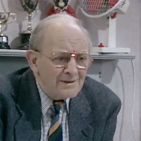 Dr Bleddyn Powell Wici Pobol Y Cwm Fandom