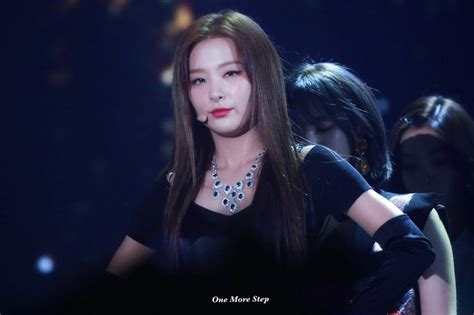 Pin By Muita Goodwill On R Velvet Red Velvet Seulgi Seulgi Instagram