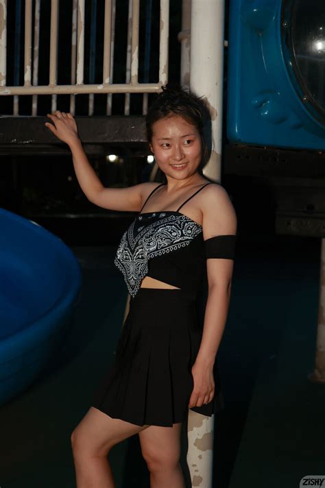 Zishy Performed By Sang Wei Xxx Pictures