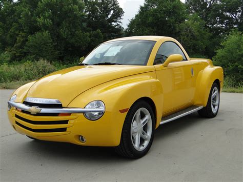 Chevrolet Ssr Technical Specifications And Fuel Economy