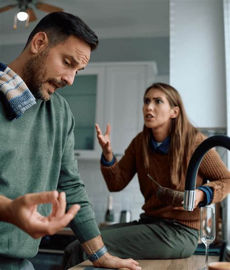 4 Off Putting Personality Quirks That Women Instantly Flag But Can Totally Be Fixed Yourtango